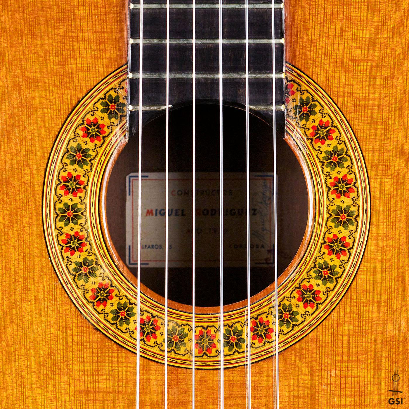 Miguel Rodriguez 1979 | Guitar 2 - flamenco-guitar.NET
