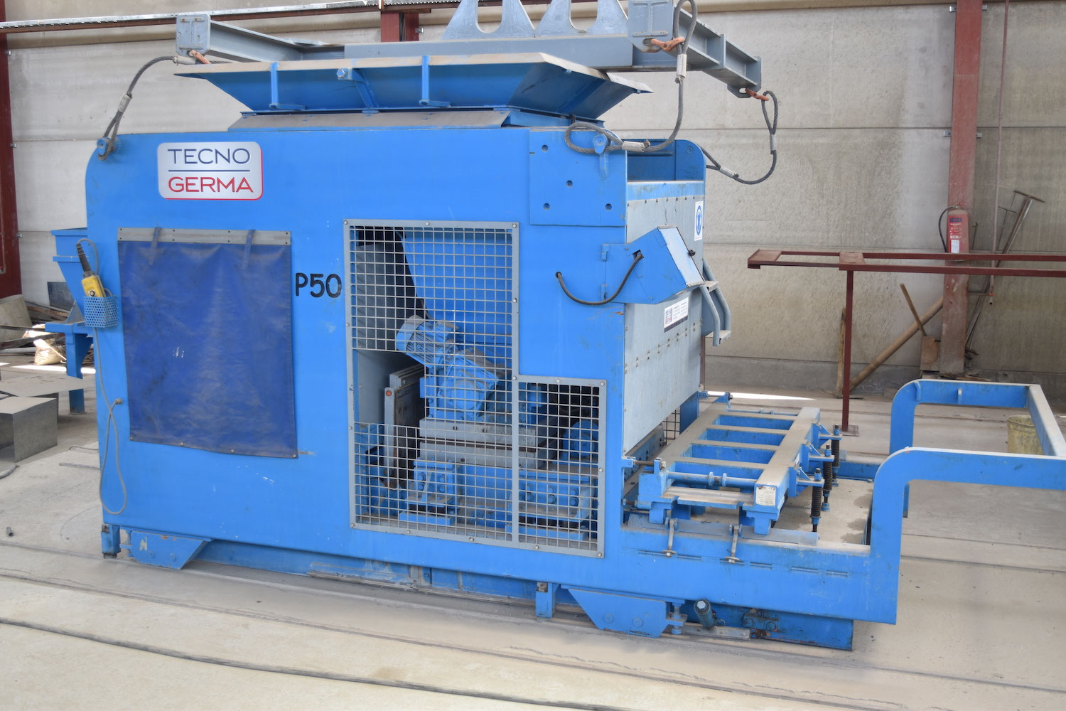 Universal slipformers for hollow core slabs - New and used precast ...