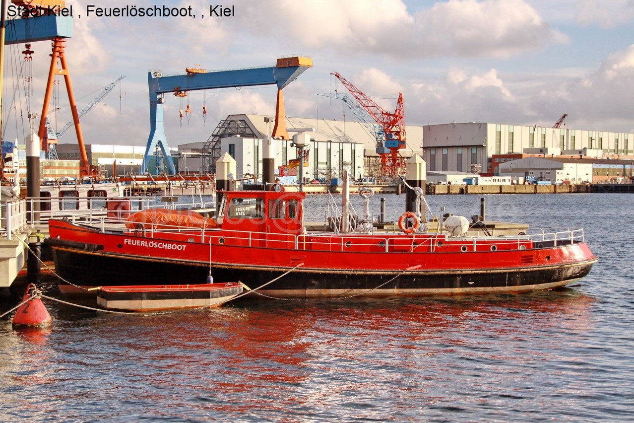Feuerlöschboot Kiel - historische-schiffsfotos Webseite!
