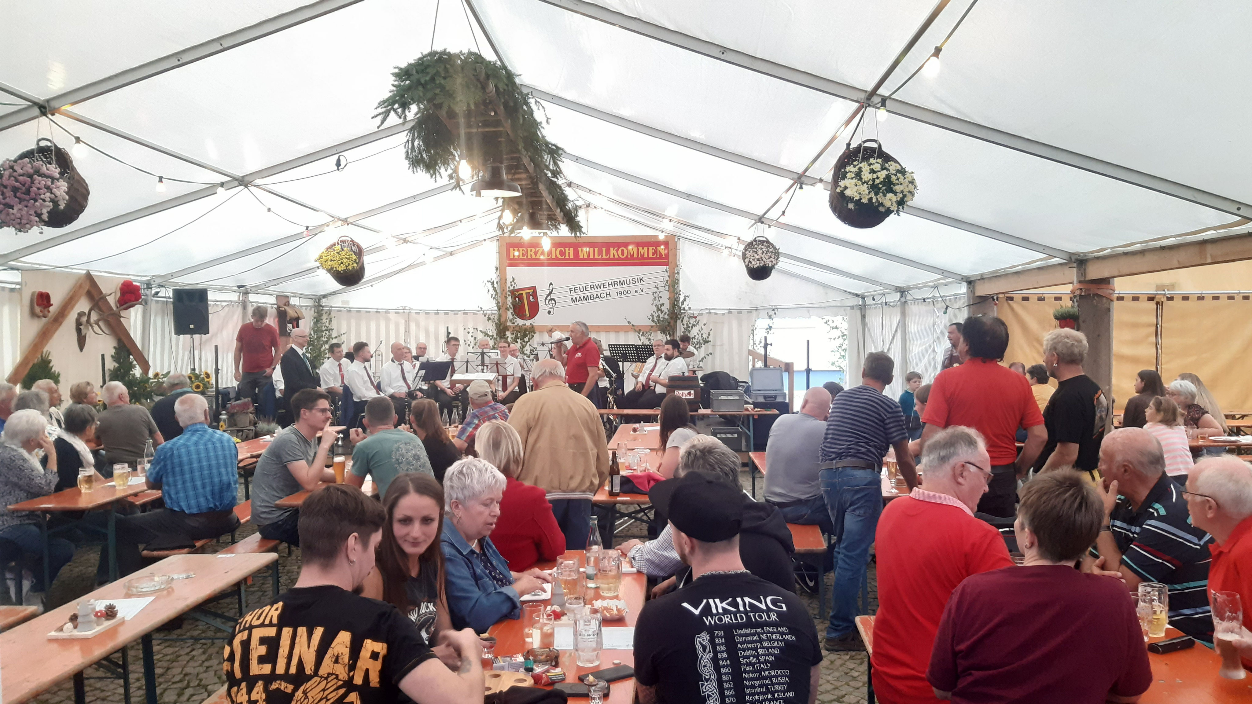 Dorfhock 2023 - Mambach-Feuerwehrmusik Mambach 1900 e. V. Jimdo Page