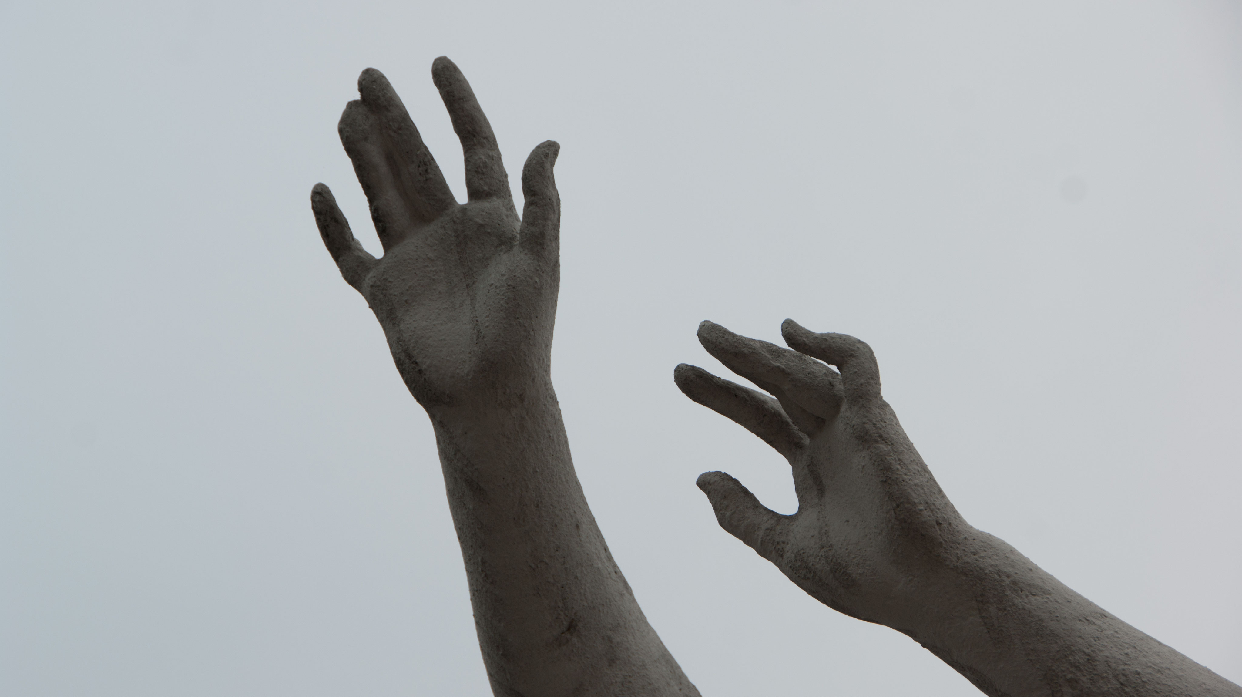 playful hands - Arelisa Pix photography