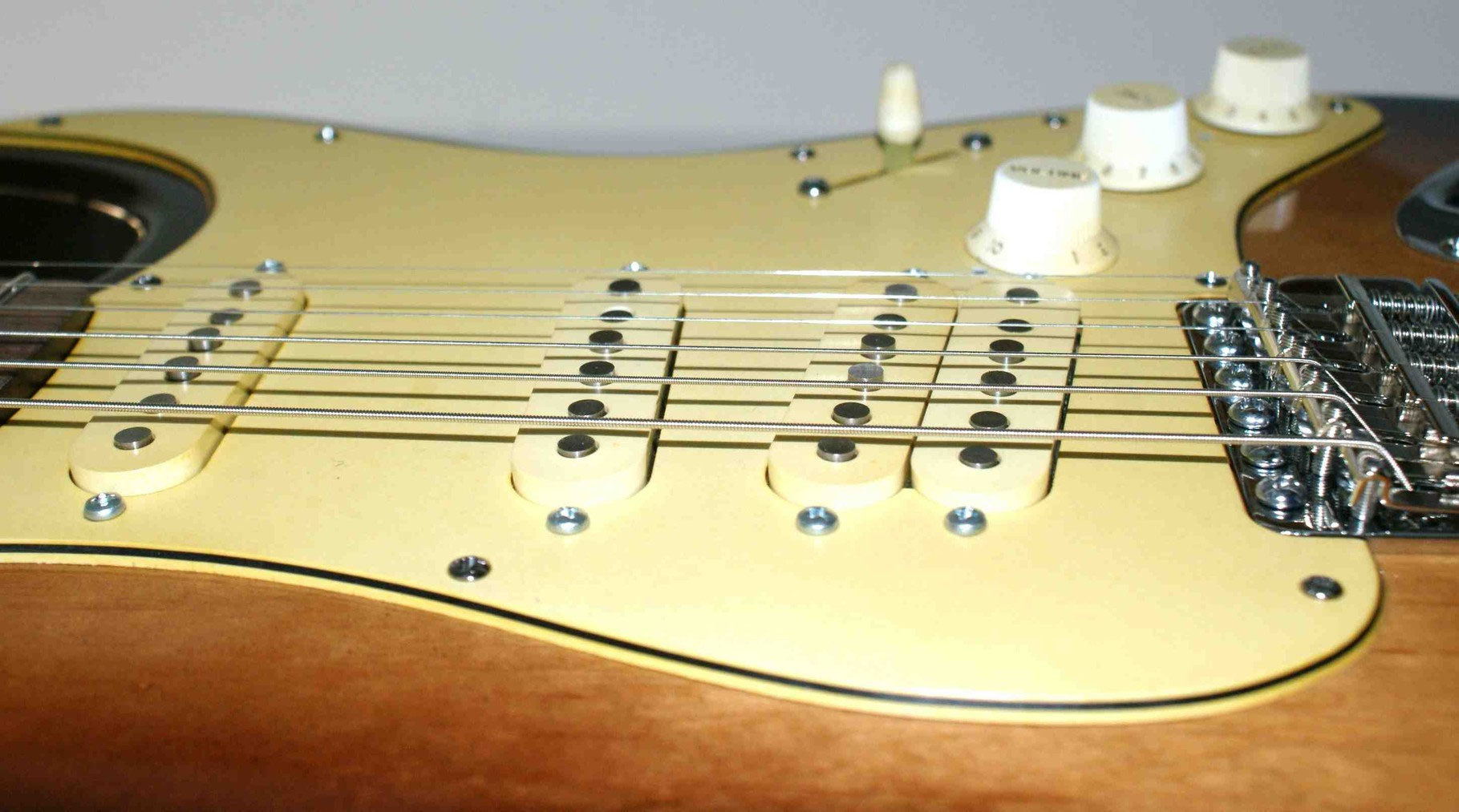 Strat - Baubegleitung Linus - https://www.linus-guitars.com