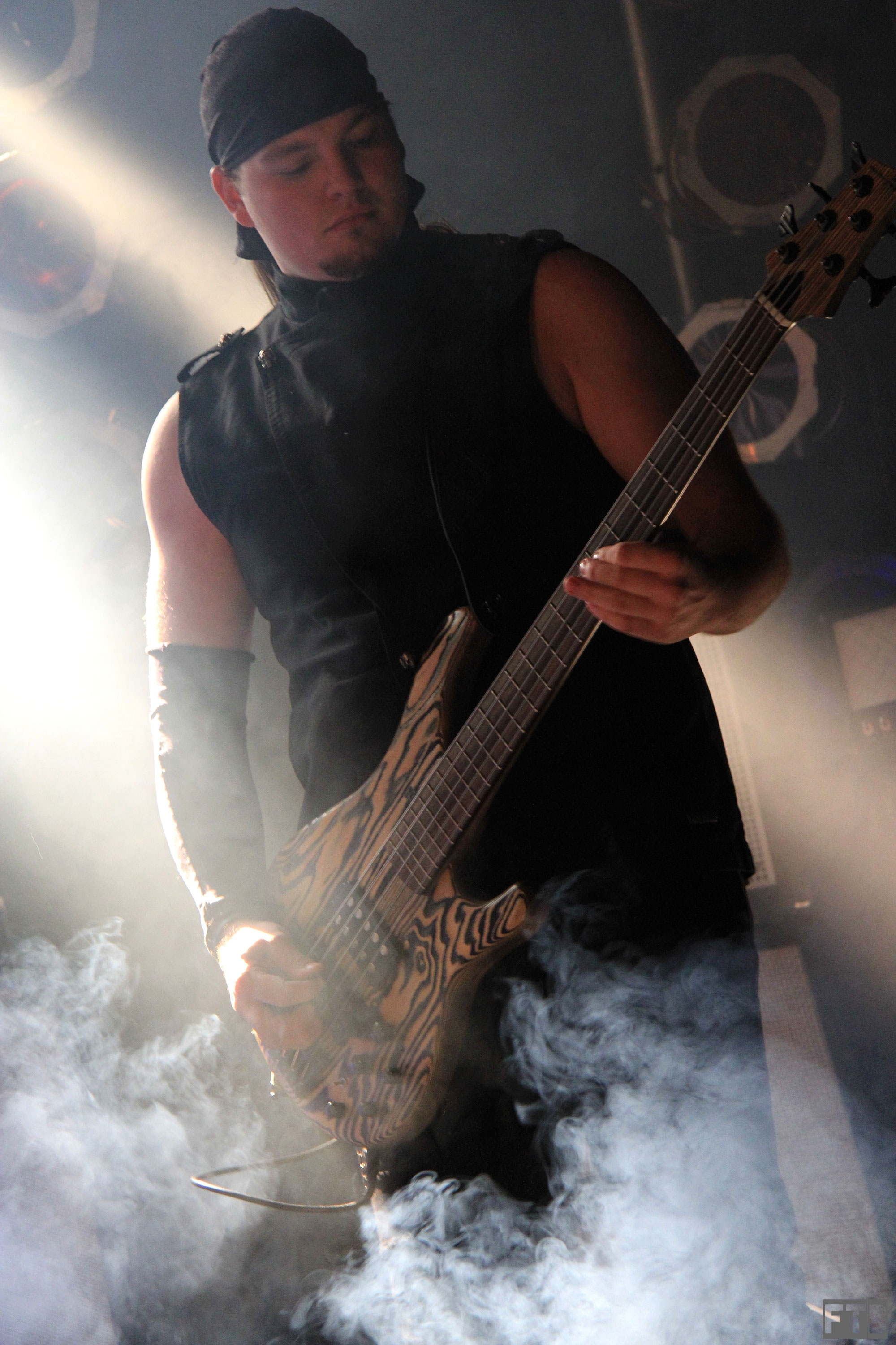 LIVE PICTURES - blue sky theory webside