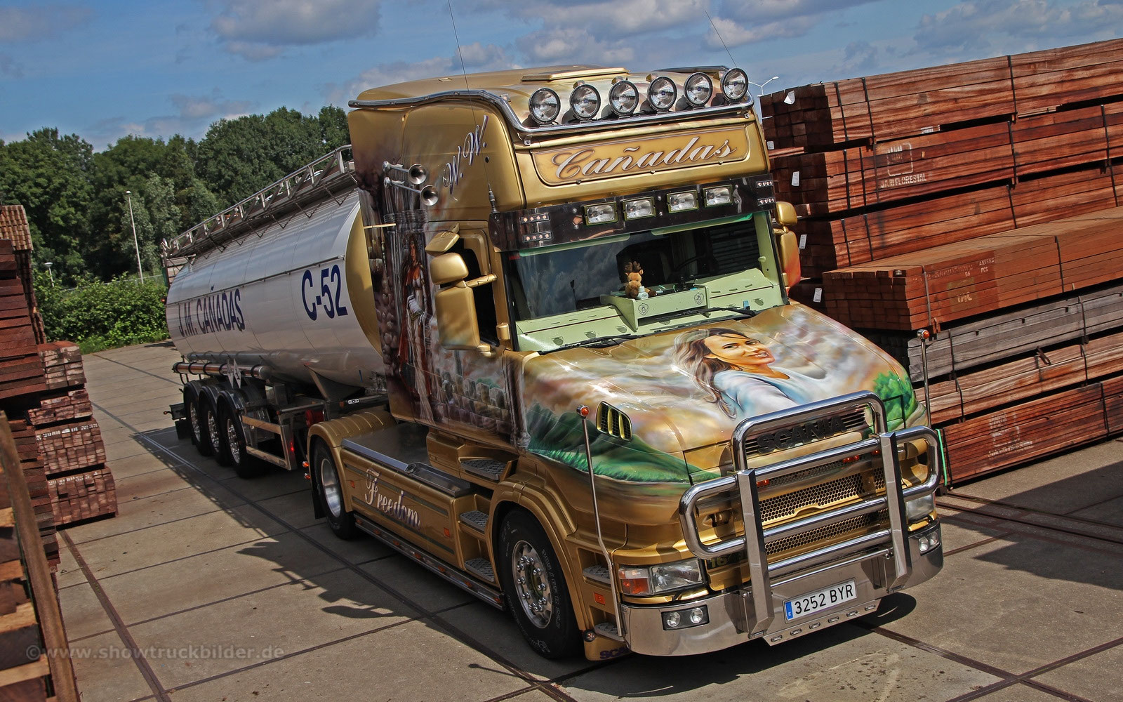 Scania T-Series - Showtruckbilder.de