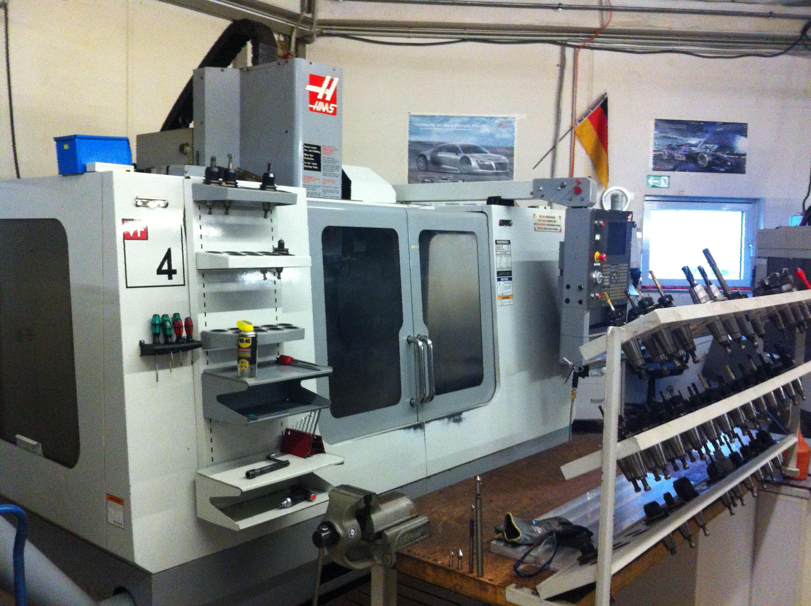 Unsere Fertigung - diamatic-karatecs Webseite!