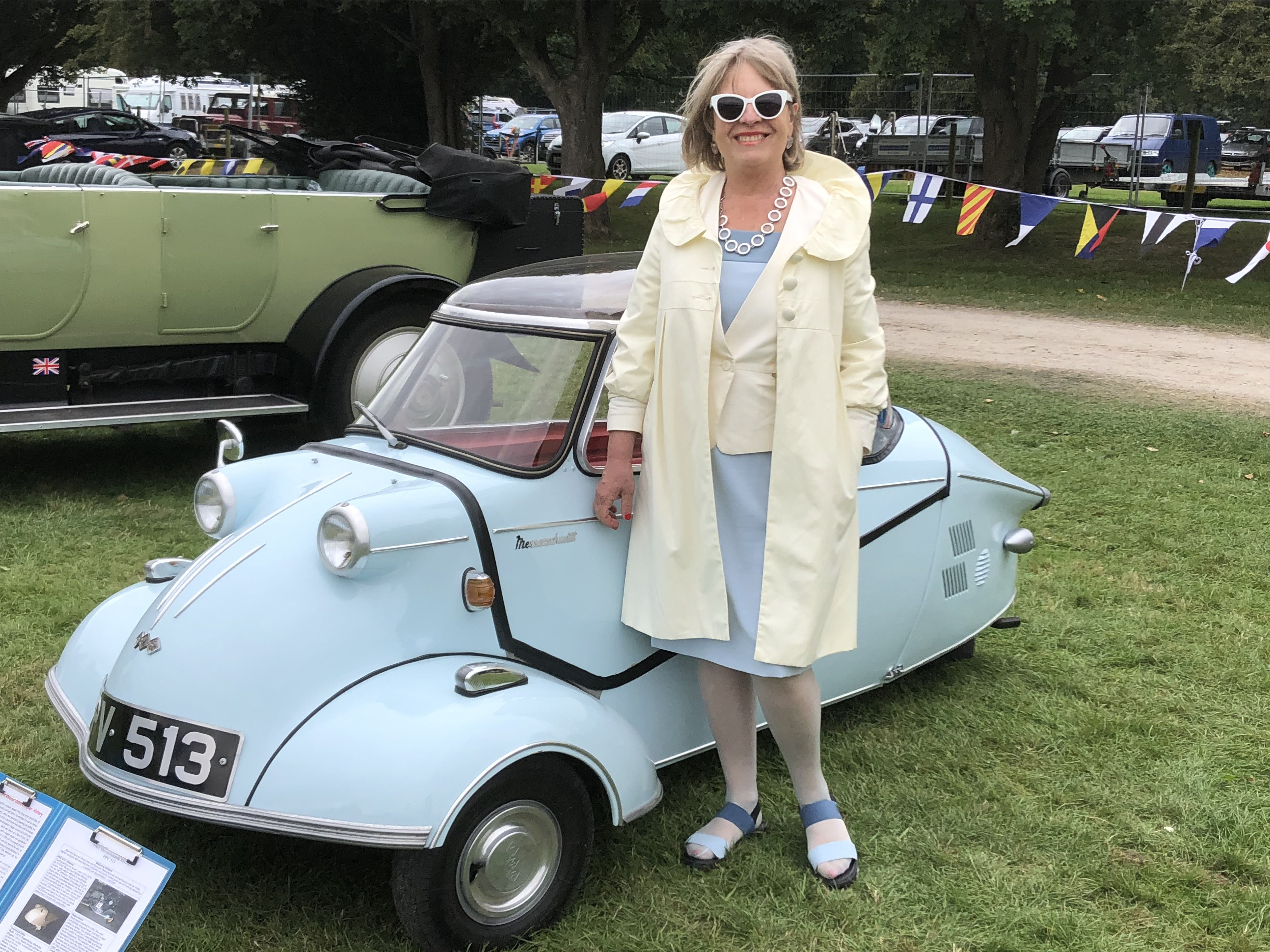 Henley Traditional Boat - Austin Healey Club Thames Valley Centre