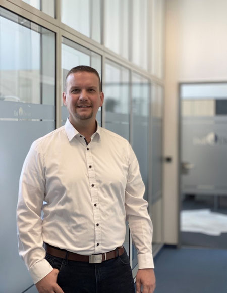 Wir sind für Sie da. - doll-uebelhoers Webseite!