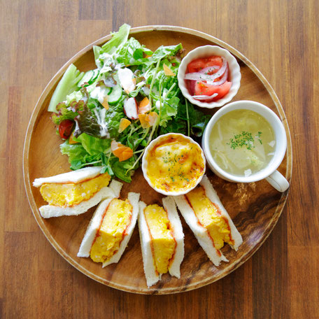 Tama cafe nakayama タマカフェ 中山 - tama-cafe-nakayama ページ！