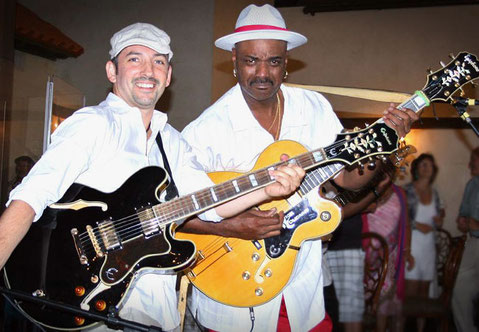 MUSIQUINS - É UM DUO COMPOSTO POR PABLITO MORALES & DELMO BIUFORD ...