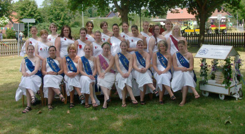 Gruppenfoto 2010 - na wenn das so ist, dann prost!