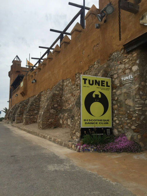 Ubicacion - tuneldisco, almacenes portuarios, alcossebre , beach club ...