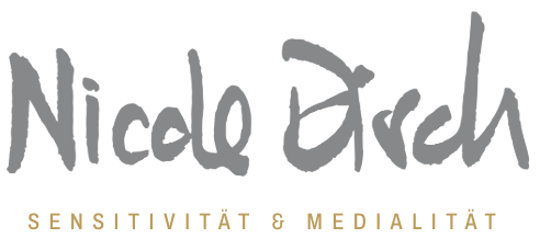 Medium Basel - Medium Nicole Disch