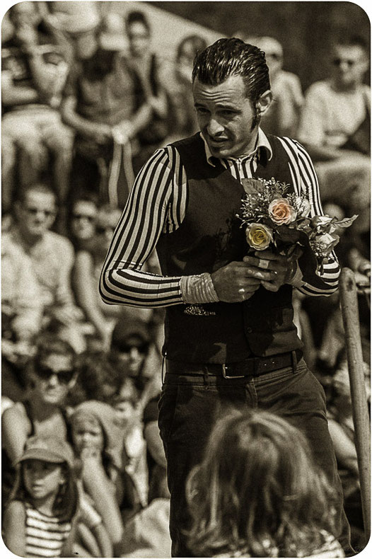 Benoit Crespel - Artist Director - Site de lombricspaghetti