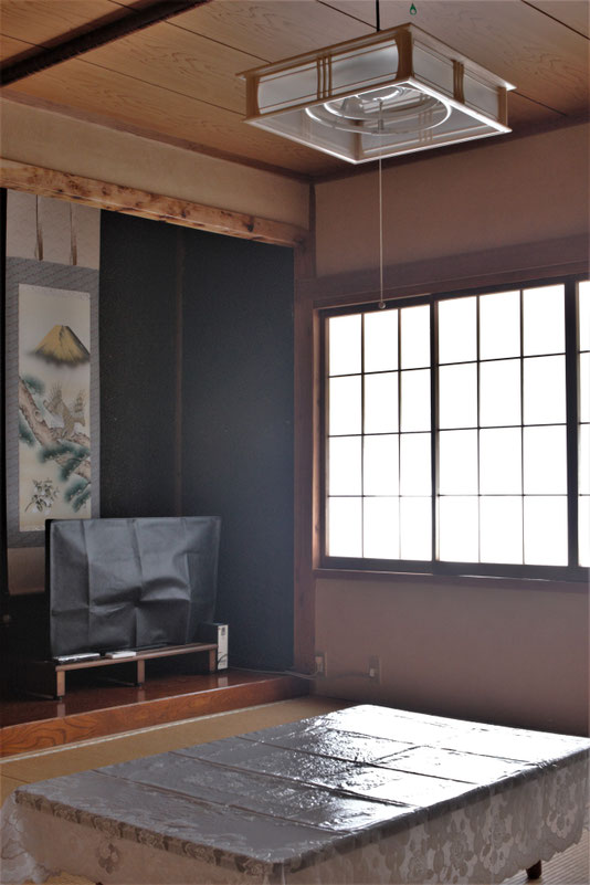 お部屋 全5部屋 定員12名 - 素泊まりの宿 みよしや