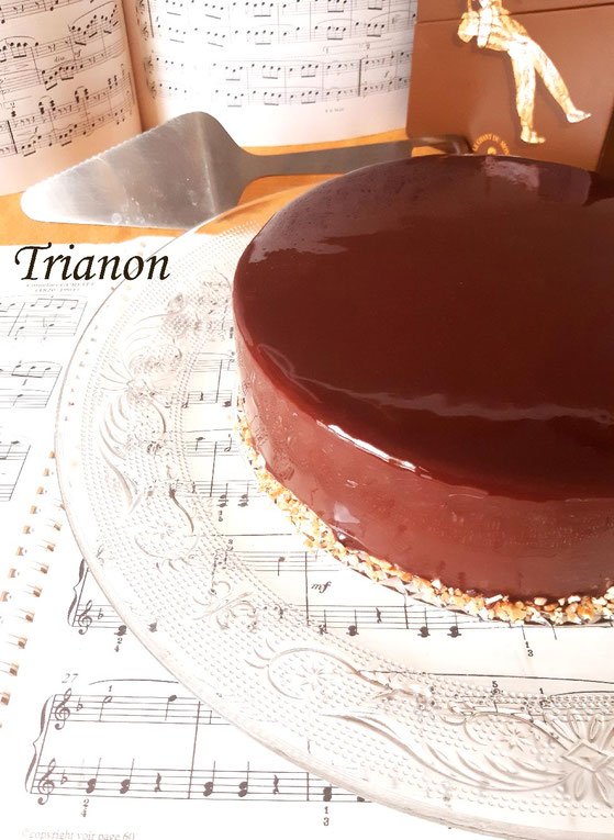 Trianon {Royal au chocolat} - Site de quiaimebienpatissebien