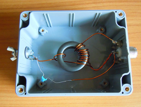 HF - VERTICAL END FED BROADBAND - Benvenuti su OfficinaHF!