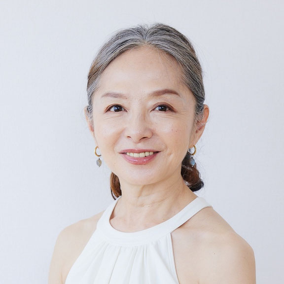 50歳でヨガと出会いました。 - Chie Matsuki Yoga
