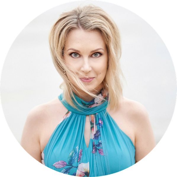 Schatzfinderin am Klavier - Lydia Maria Bader | Pianistin