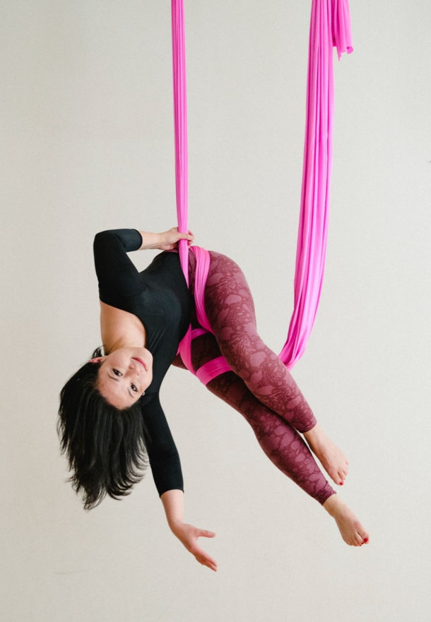 Mei Kei Maggie Hui - Aerial Yoga / Circus / NYC