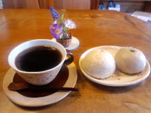 小麦まんじゅうカフェ - pansanocha ページ！