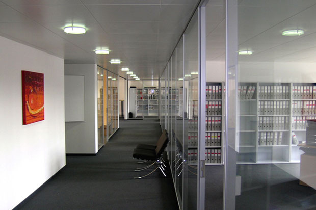 Innenausbauten - Robert & Esslinger AG