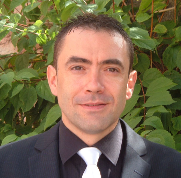 Jorge Vivas - Página web de buscamos tu voz