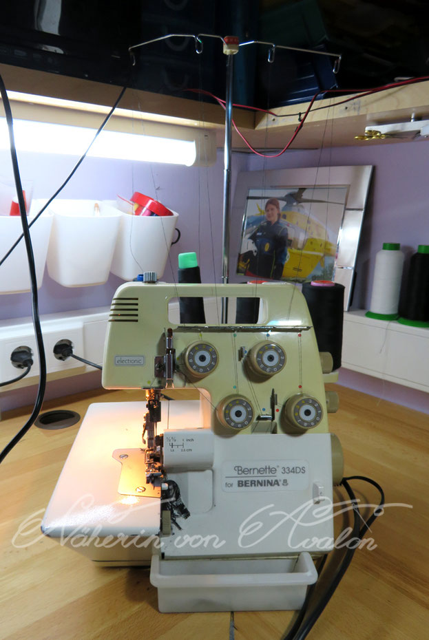 Bernette 334 DS und 334 D Overlock - naeherin-von-avalons Webseite!