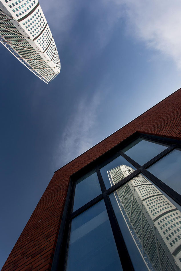 Reflections, Turning Torso - World Photography - Image Galleries by ...