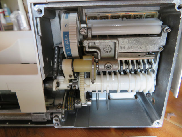 Pfaff Stretch&Jeans 6120 und Tipmatic 6150 - naeherin-von-avalons Webseite!