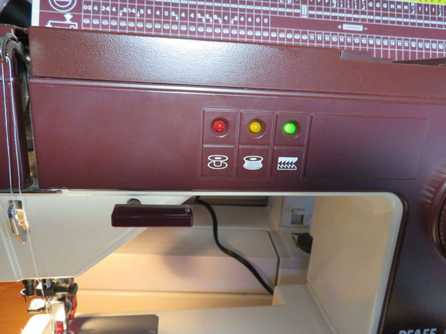 Pfaff synchotronic 1229 - naeherin-von-avalons Webseite!