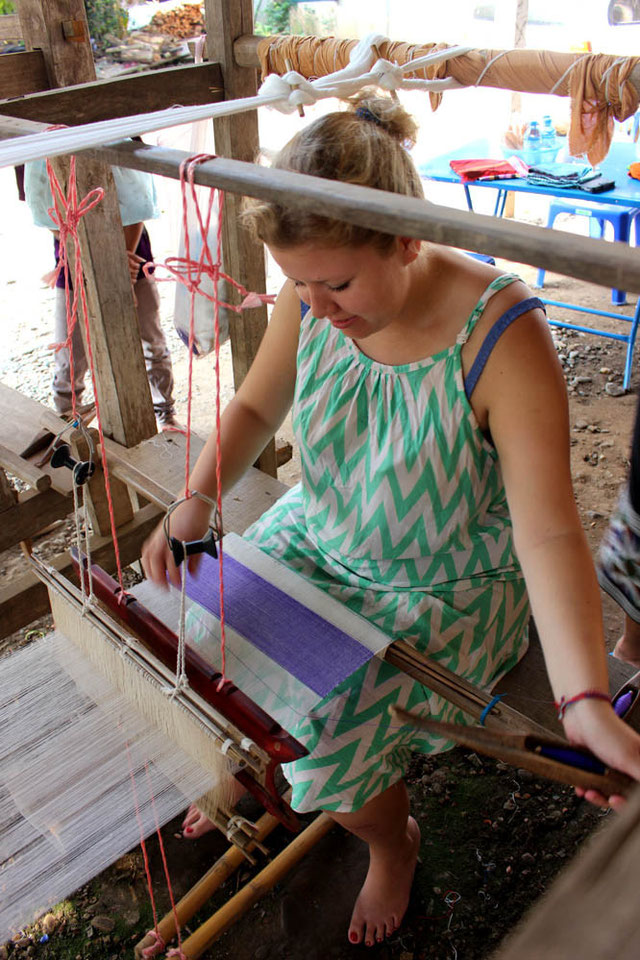 Crafty in Luang Prabang: Weaving - journeytodesign.com