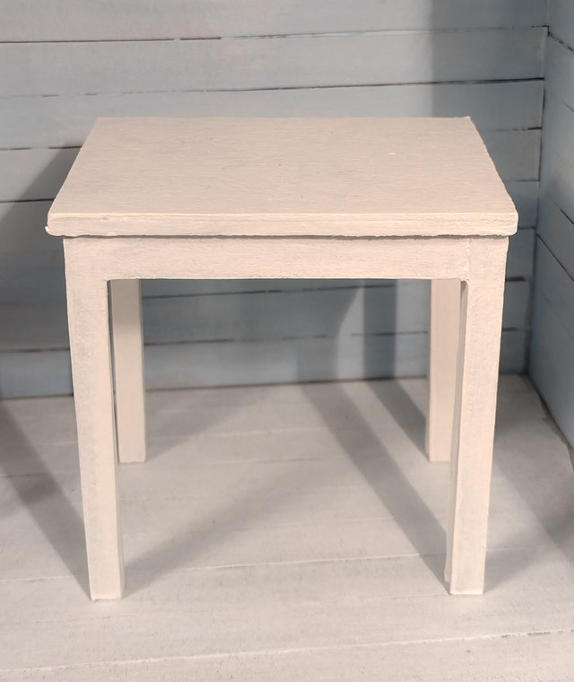 Anleitung Mini-Tisch aus Pappe - Lilliput Homes