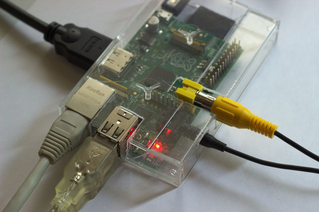 New case (and economic) for my Raspberry PI - GNU/Linux e software open ... New case (and economic) for my Raspberry PI - GNU/Linux e software open ...