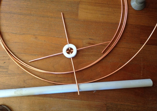 Antenna elicoidale QFH (Quadri Filar Helical) - Benvenuti su OfficinaHF!