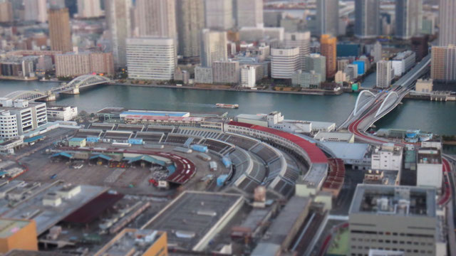 Jean Nouvel Architecture - Ken Tanaka Tokyo English Tour Guide