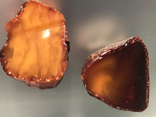 Bernstein - Farben und Wirkung - AUREA VITALIS - DIE GOLDENE ...