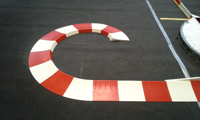 Curbs für RC Rennstrecken von Modellbau Kroh - Der Modellbauer - Onlineshop