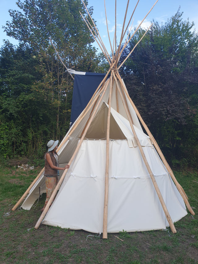 Fabricant de tipi, toile sur mesure - Fait à Dessein