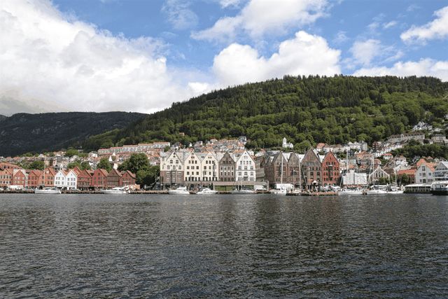 Stadtrundgang Bergen auf eigene Faust: Route mit Geheimtipps ...