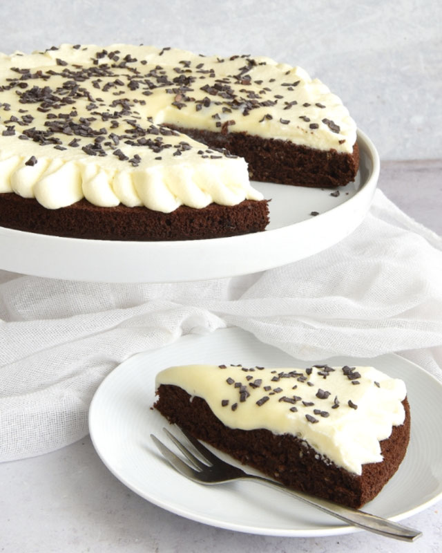 Likör 43 Torte. Mit Haselnuss-Schoko-Boden. - mix dich glücklich ...