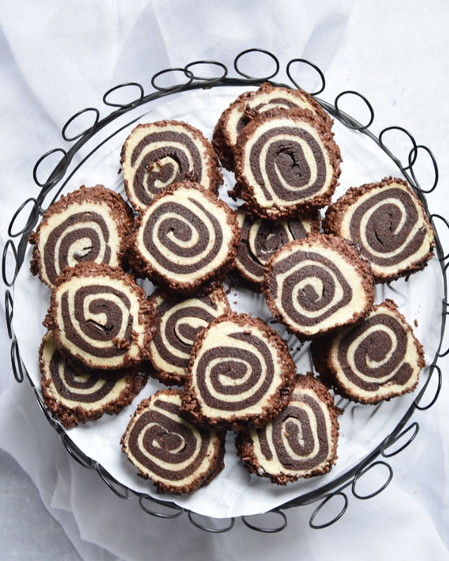 Schwarz-Weiß-Gebäck: Swirl Cookies. - mix dich glücklich (Thermomix ...