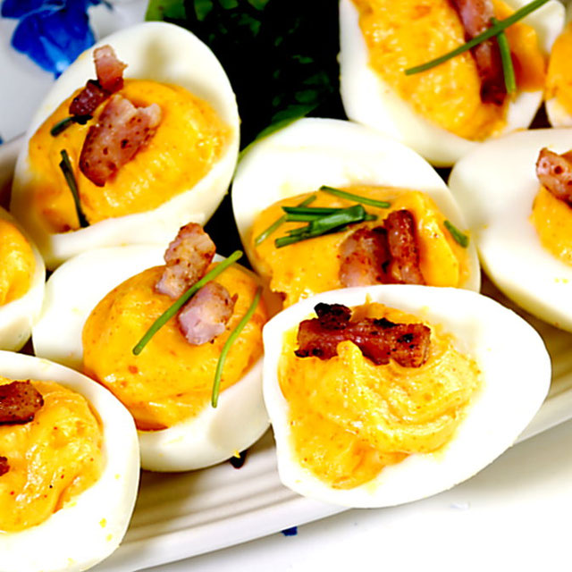 Smoky Deviled Eggs - zimtkringel - about food
