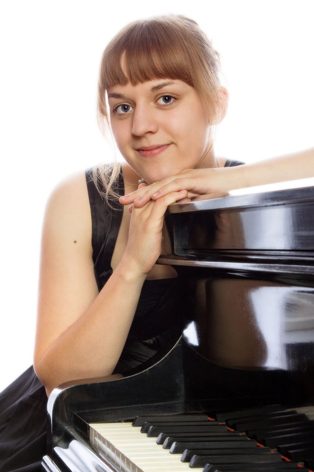 Anne Riegler, Pianistin - Anne Riegler, Pianistin