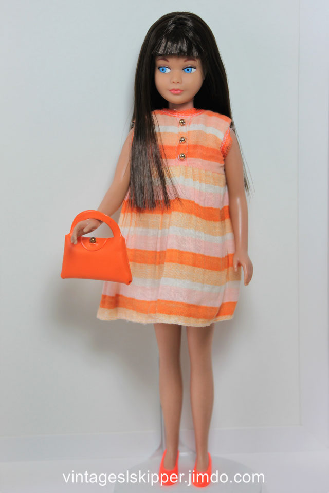 Mod Fashions #1 - Skipper Doll Website (Barbie's little sister)