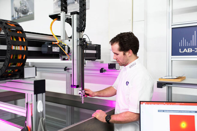 CALIBRATION LABORATORY - HUENEFELD NDT