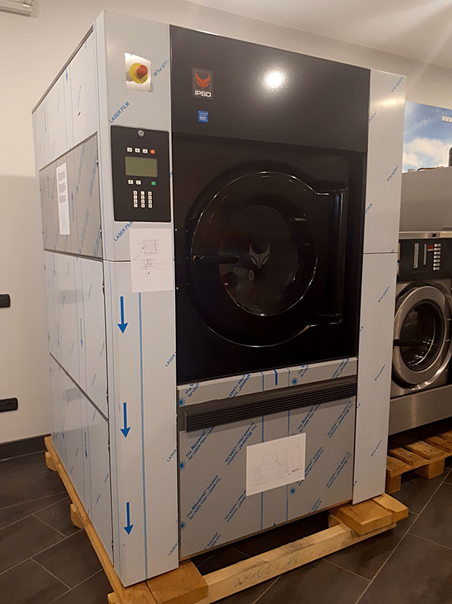 COMMERCIAL FRONTLOAD WASHER - IPSO CW10 - Benvenuti su laundryequipment!