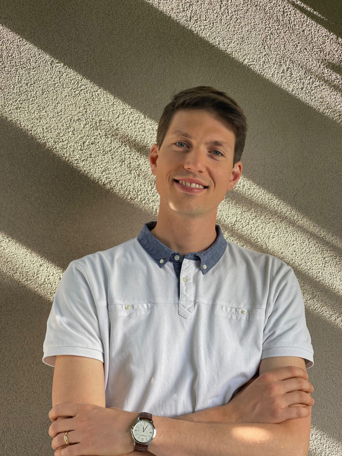 Dott. Vito Lavanga - Ortopedico - Chirurgo Vertebrale