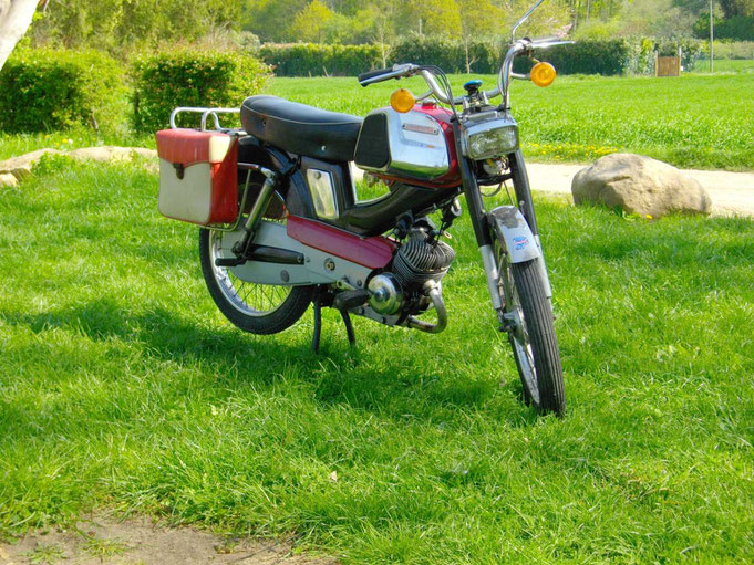 Les cyclomoteurs - Club des Amateurs de Motos Anciennes de Seine et Marne