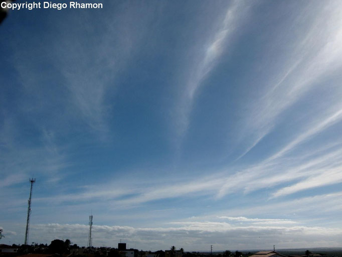 Cirrus - Tudo sobre fenômenos atmosféricos - conceitos, fotos e vídeos