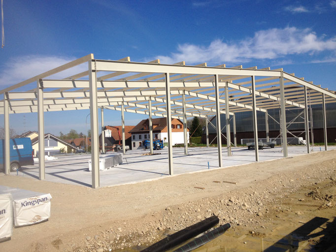 Stahlbau & Industriehallen - Hug & Jung AG